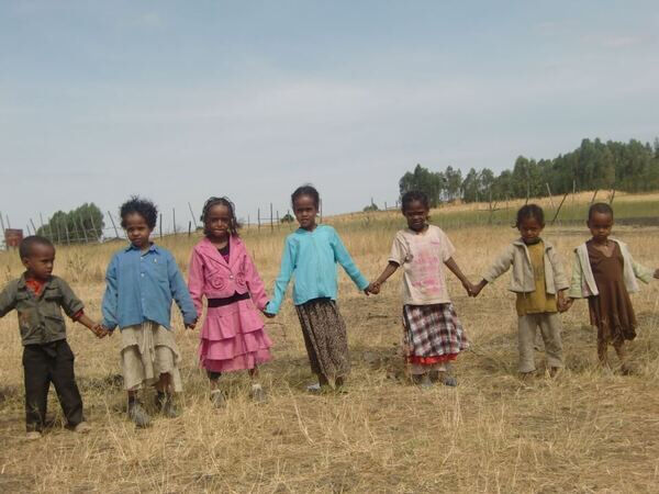 Frohe und gesunde Feiertage! – News by “School Projects in Welkite ...