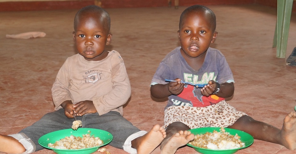 Feeding program for malnourished children in Kisumu – Waridi Kenya e.V ...